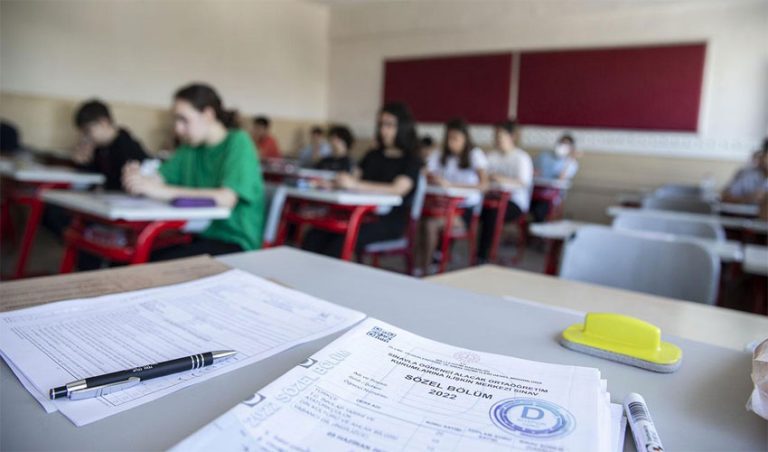 Lisede Devamsızlık Hakkı Kaç Gün? Lisede Devamsızlık Hakkı Dönemlik mi ... Lisede Devamsızlık Hakkı Kaç Gün? Lisede Devamsızlık Hakkı Dönemlik mi ...